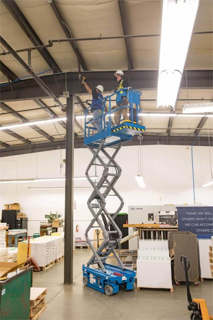 Electric Powered Manual Control Scissor Type Lifter Platform For Indoor ...